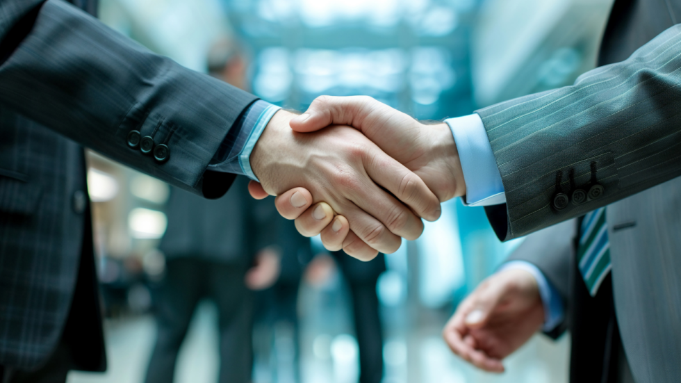 Why Copper Coating Enhances Electrical Conductivity & Aesthetics